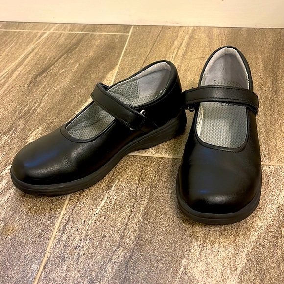 School Issue | Shoes | School Issue Prodigy Kids Shoe | Poshmark